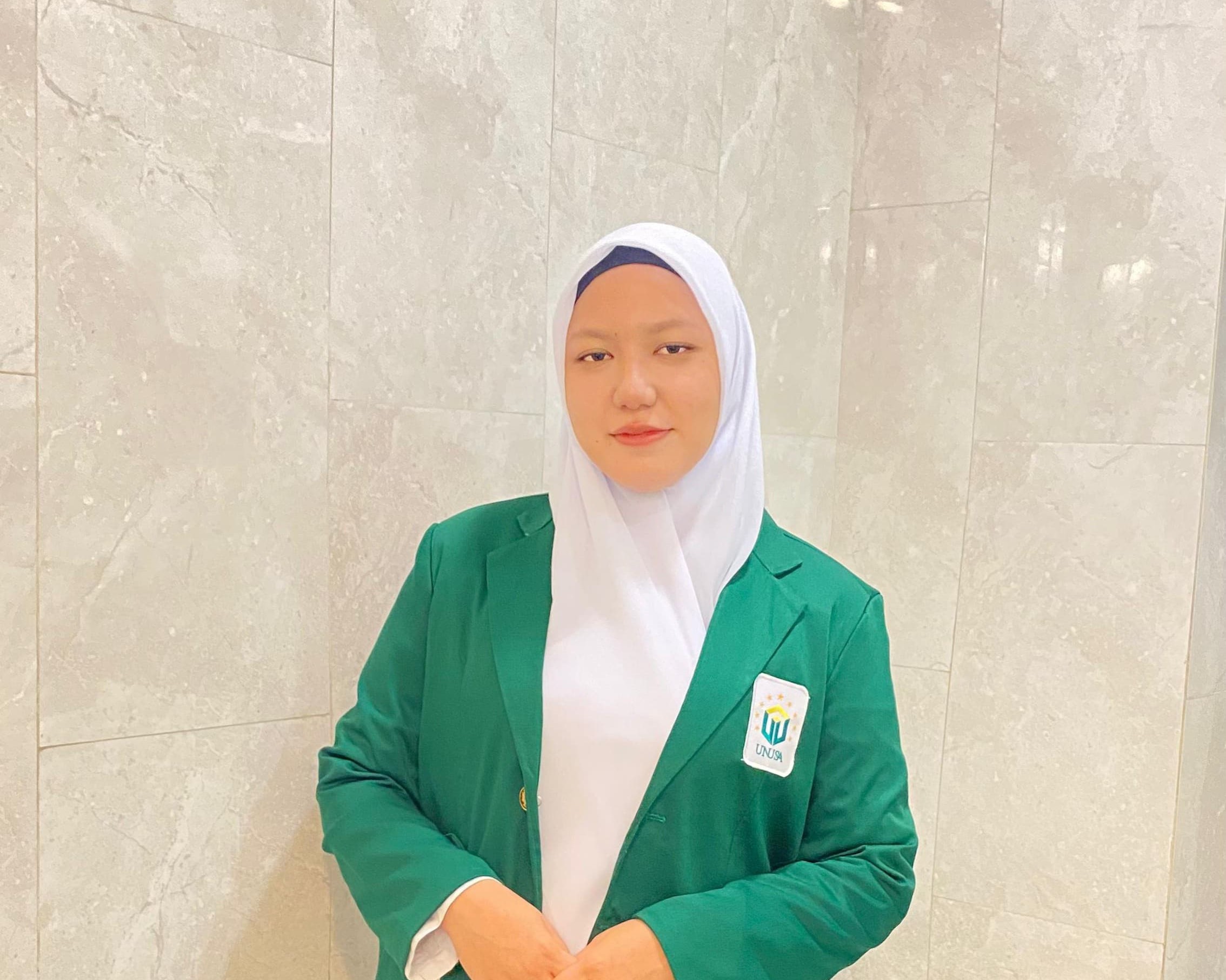 Kisah Orvy, Terbang ke Surabaya Ingin Angkat Derajat Keluarga - UNUSA